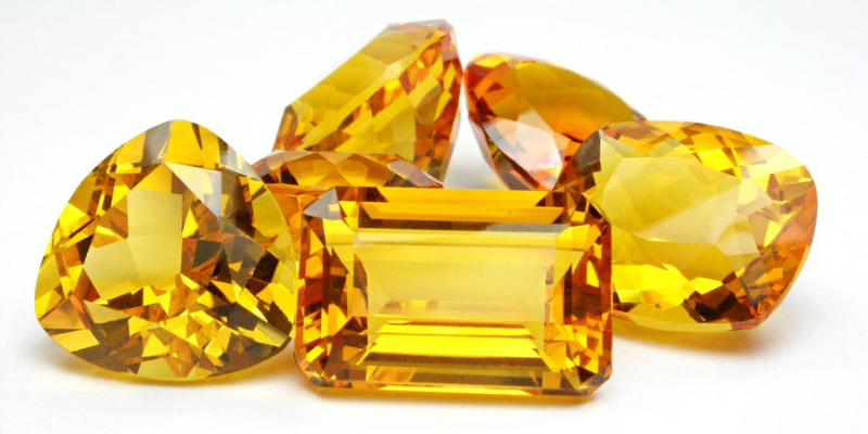 Gemstone You Can Gift Your Family This Diwali - MyRatna